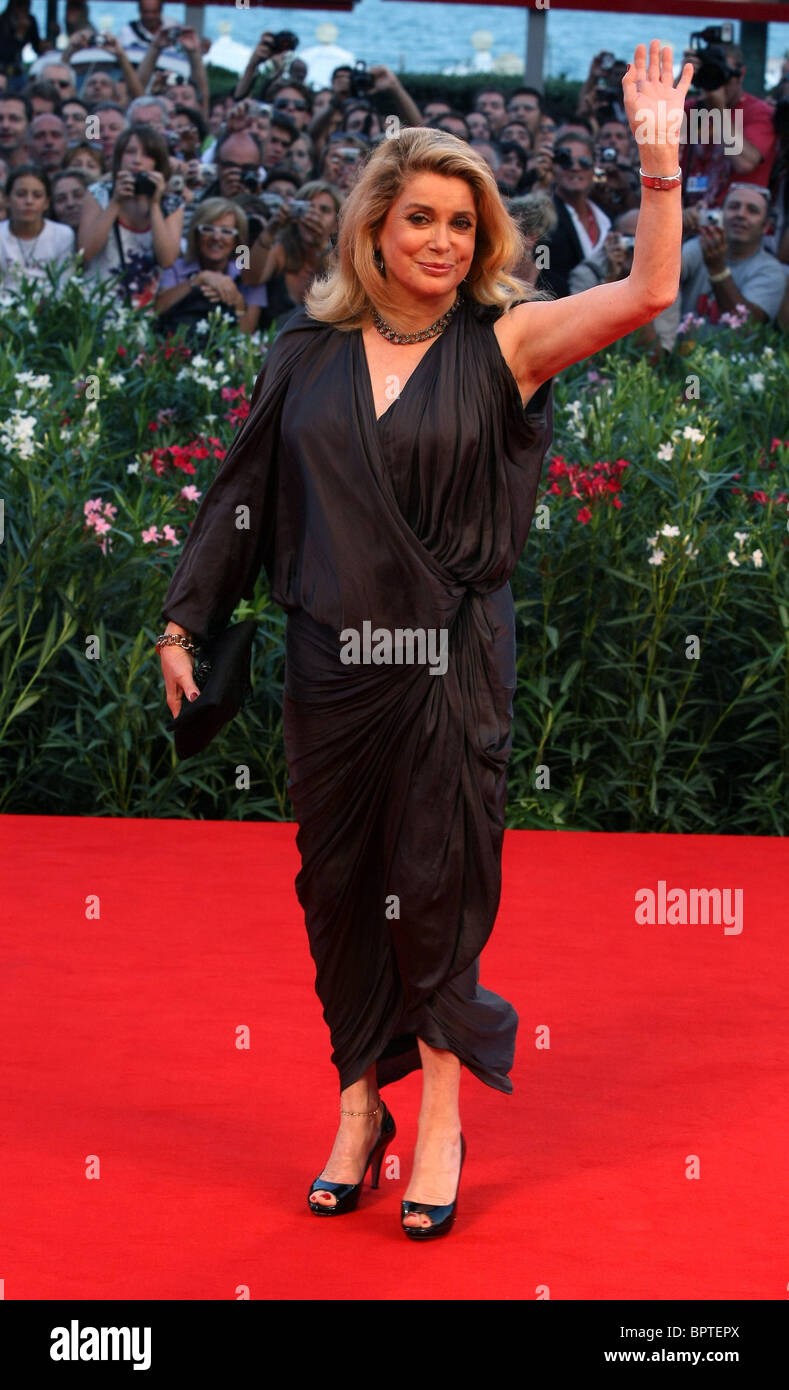 Catherine deneuve potiche hi-res stock photography and images - Alamy