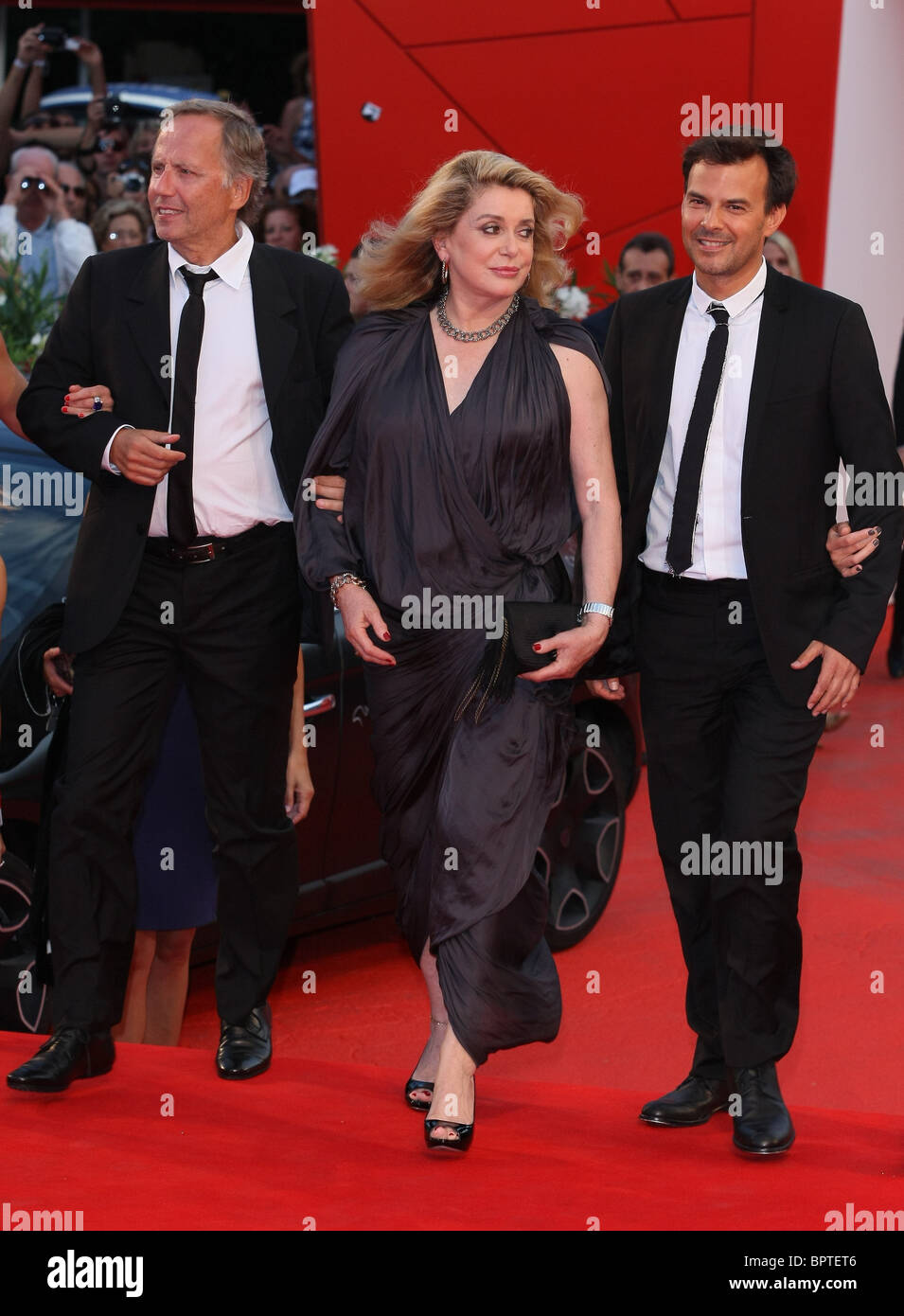 Actors catherine deneuve hi-res stock photography and images - Alamy
