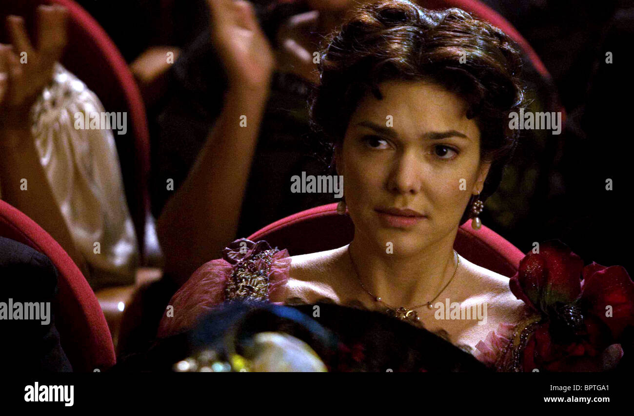 Laura Newell High Resolution Stock Photography and Images - Alamy