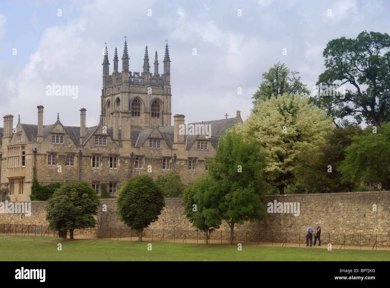 Merton field hi-res stock photography and images - Alamy