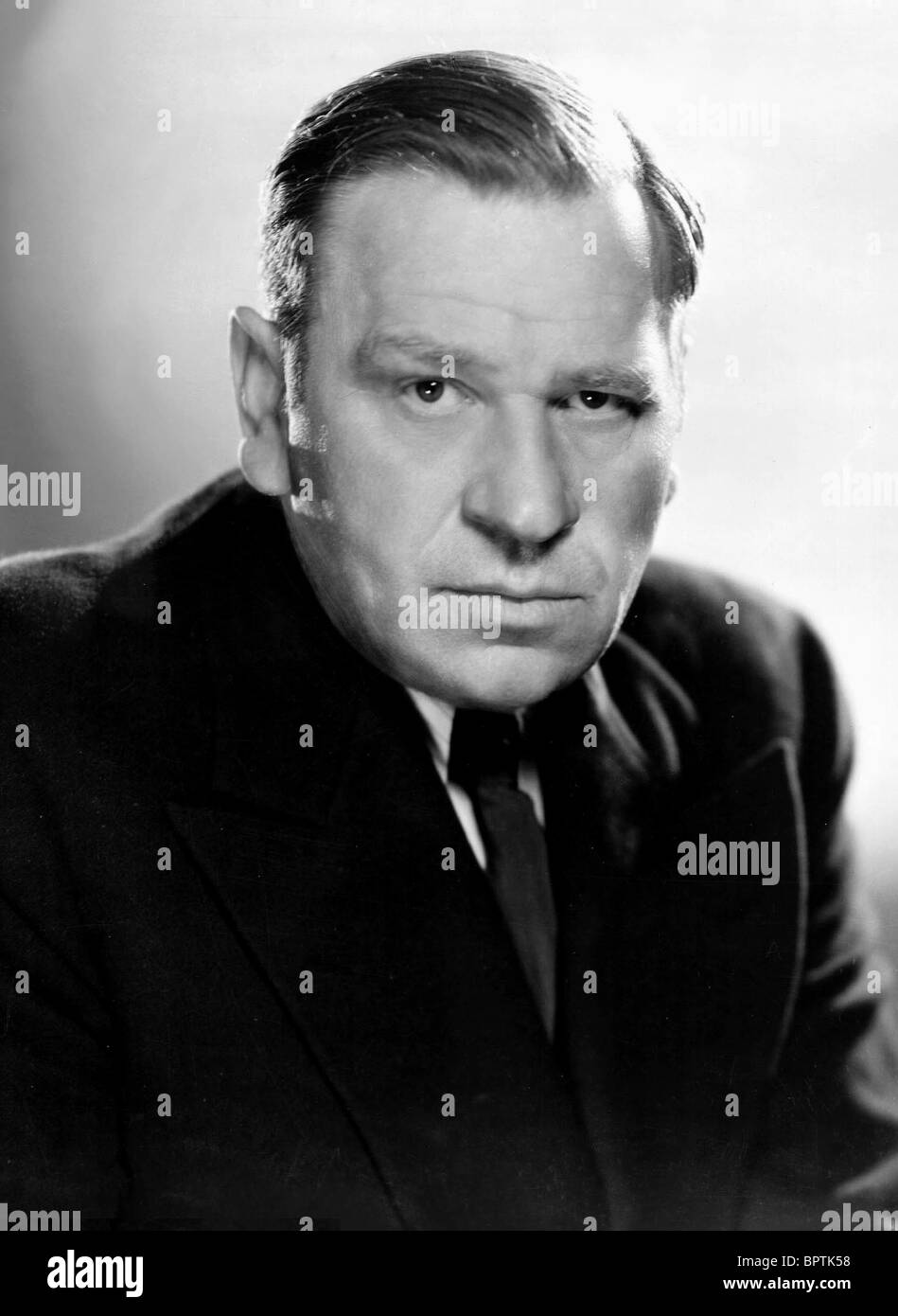 Wallace beery hi-res stock photography and images - Alamy