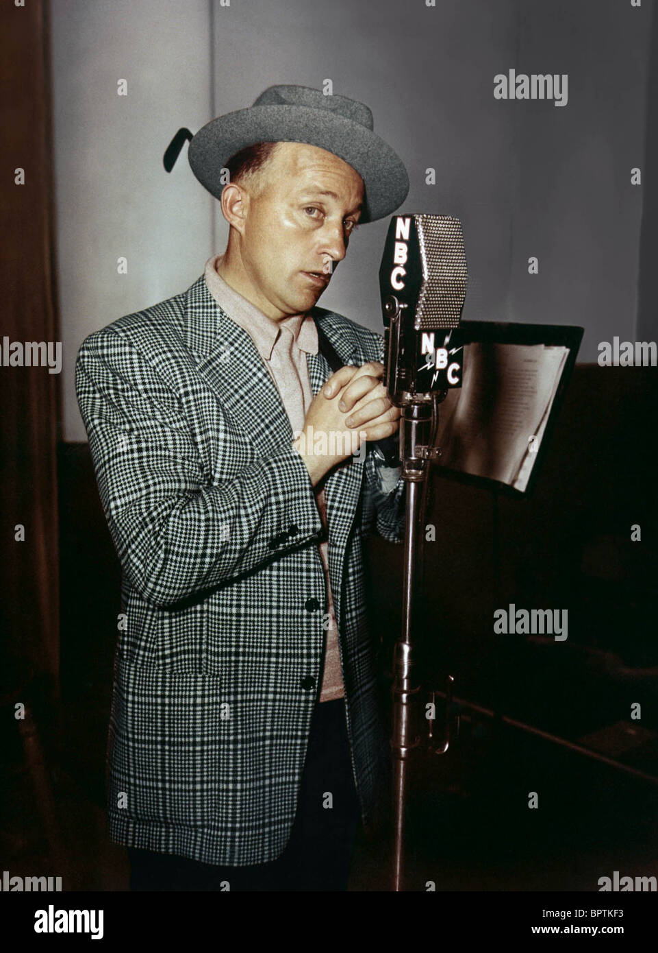 BING CROSBY ACTOR SINGER & DANCER (1932 Stock Photo - Alamy