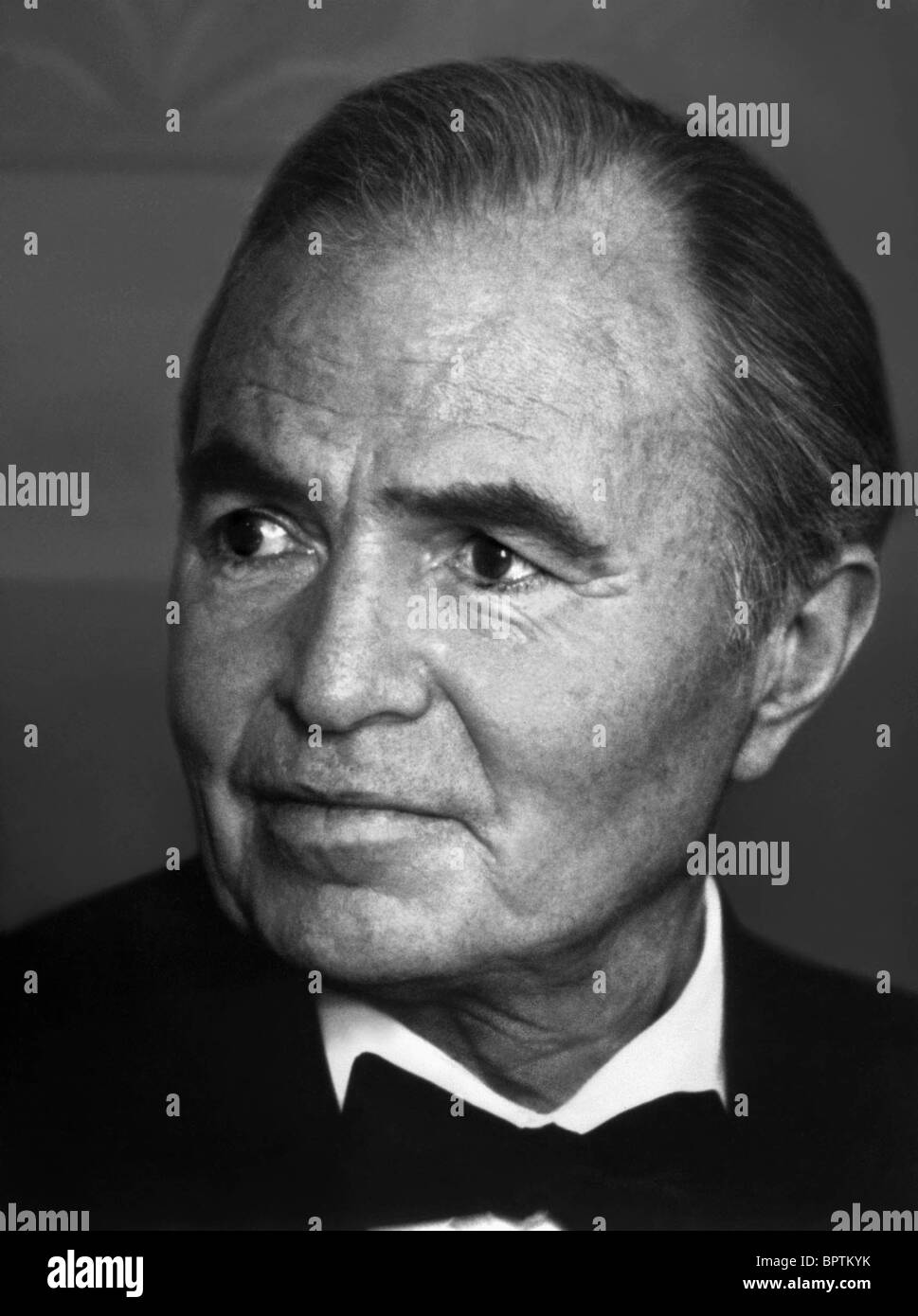 Actor james mason hi-res stock photography and images - Alamy