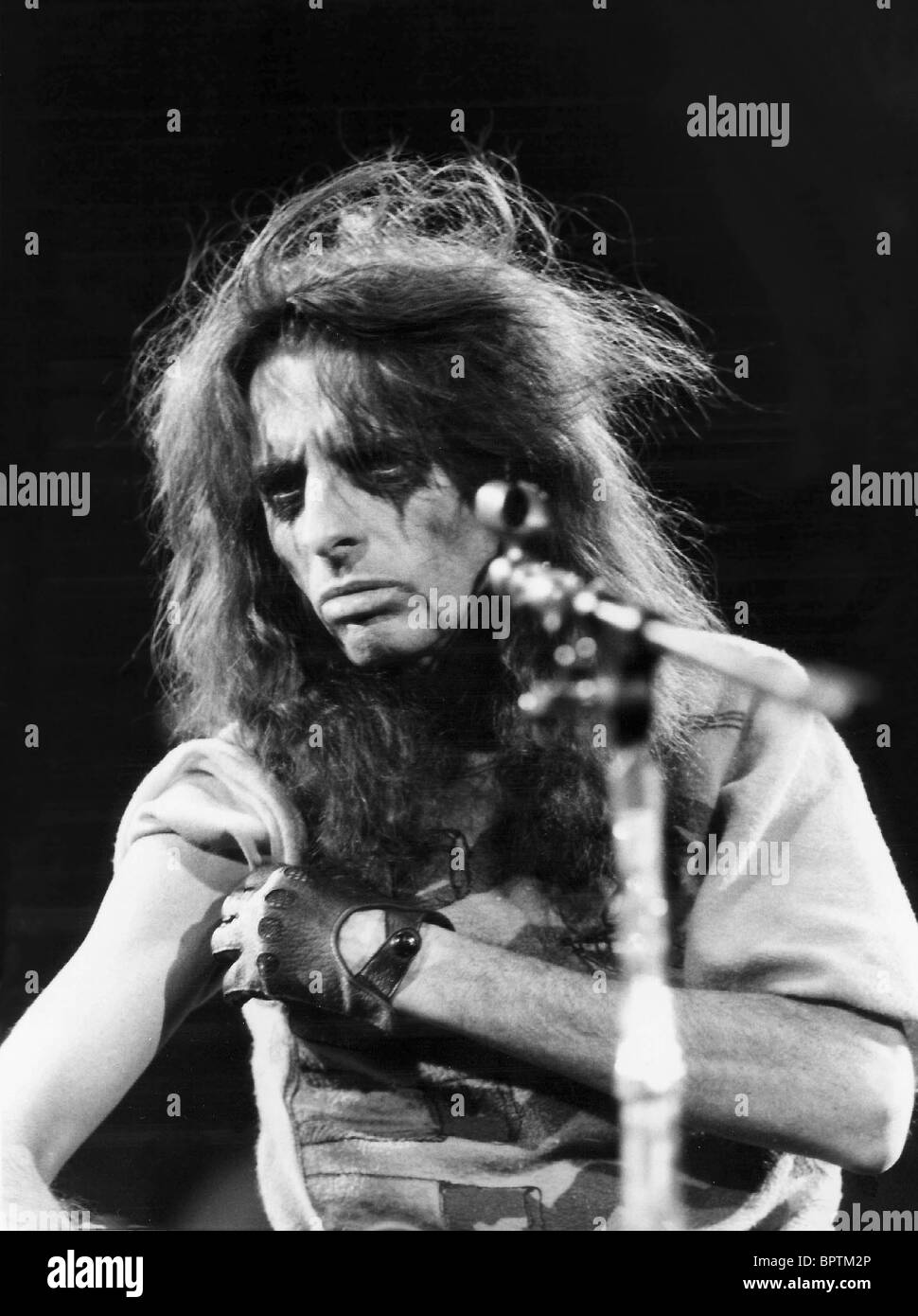Alice Cooper 1974 High Resolution Stock Photography and Images - Alamy