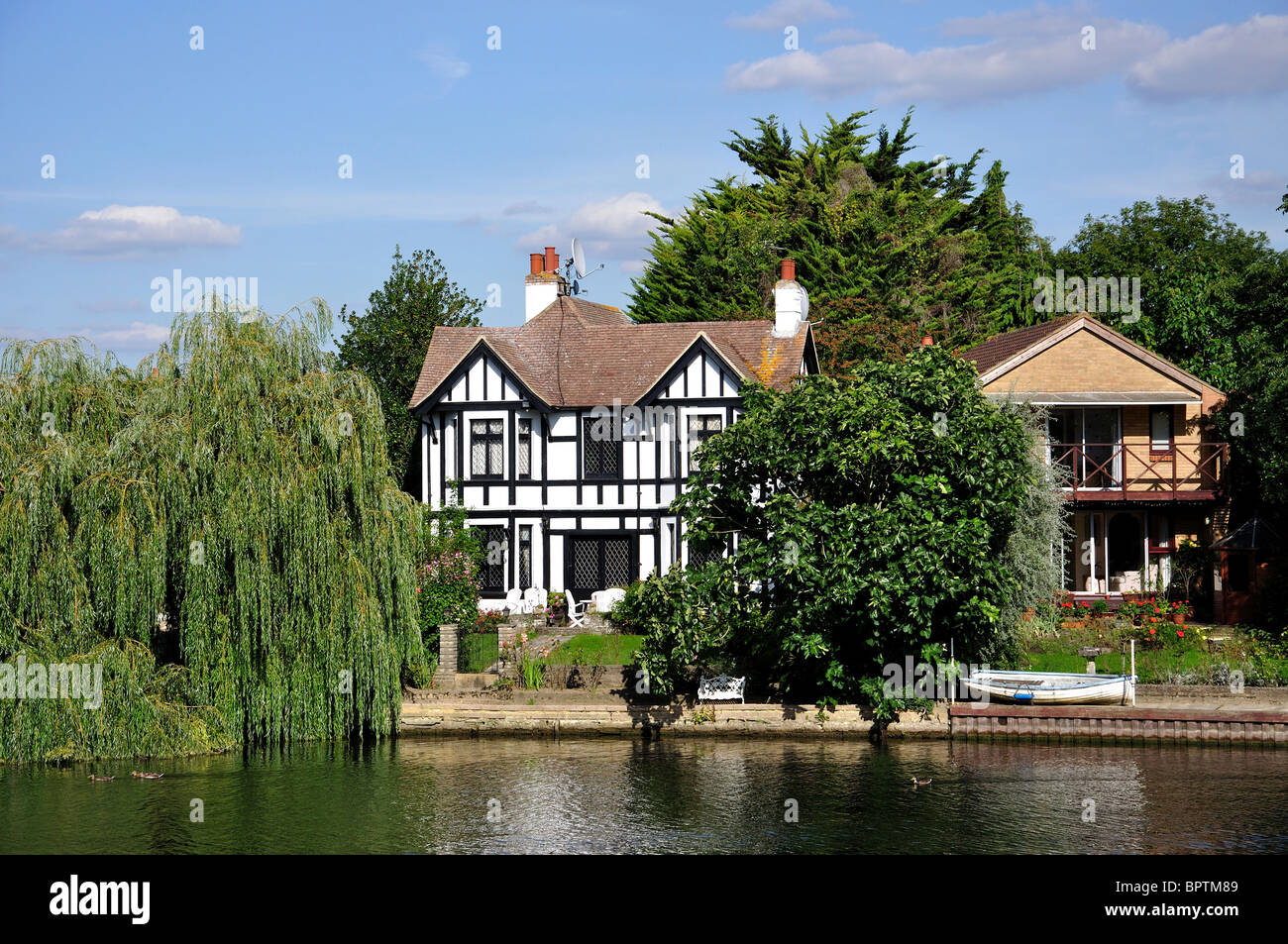 Old windsor hi-res stock photography and images - Alamy