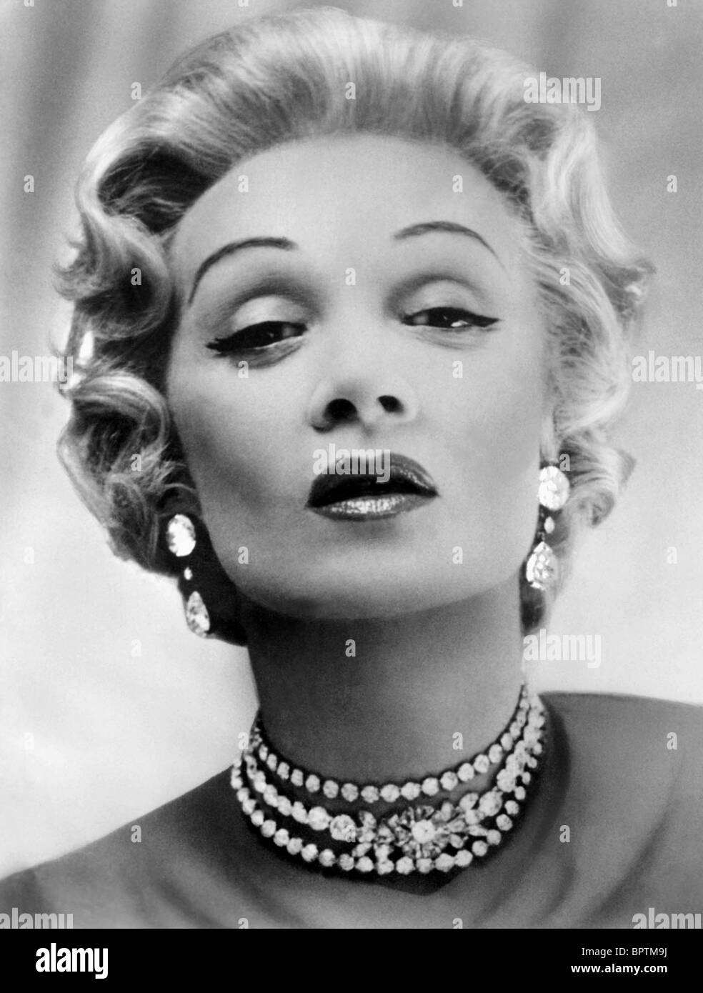MARLENE DIETRICH ACTRESS (1957 Stock Photo - Alamy