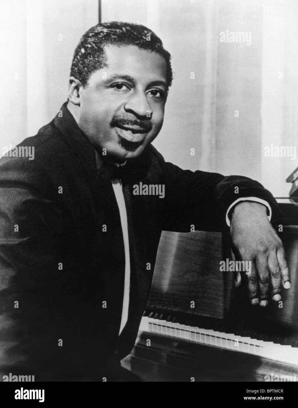 ERROL GARNER JAZZ MUSICIAN & PIANIST (1968 Stock Photo - Alamy