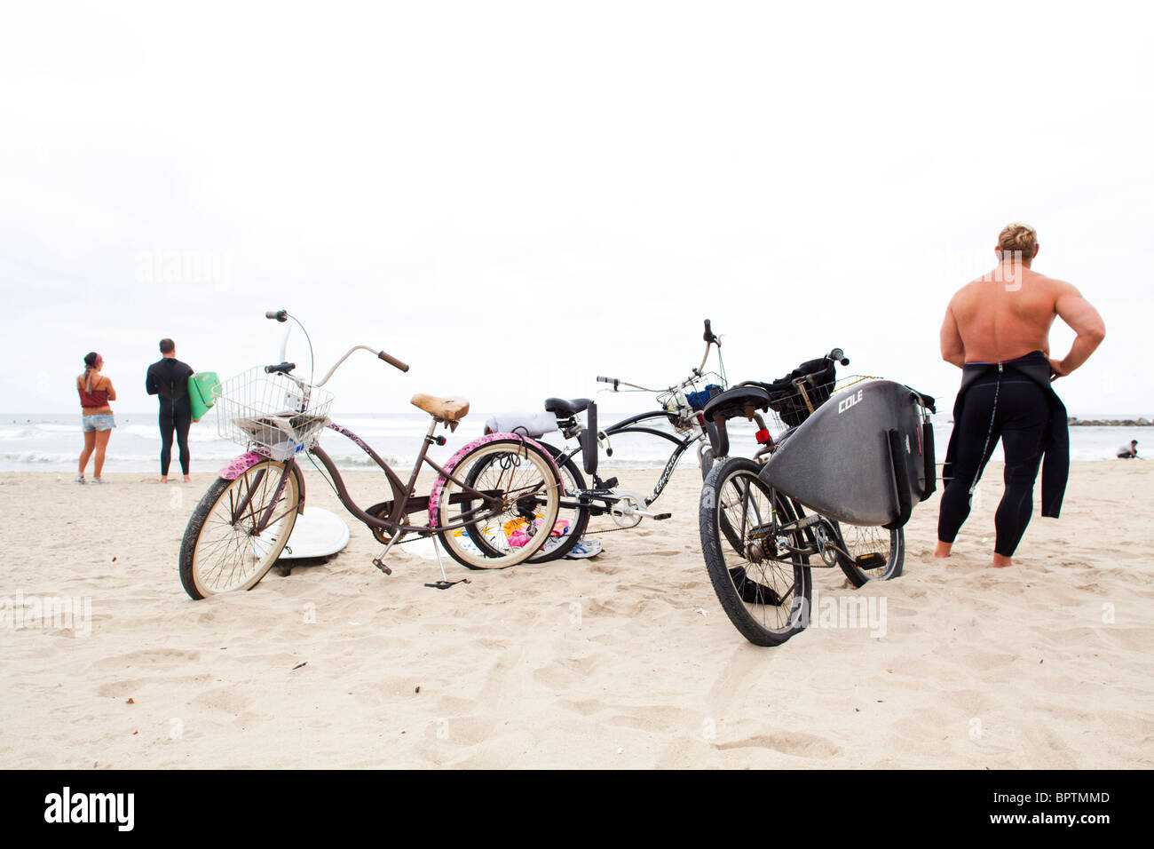 Surfers bicycle hi-res stock photography and images - Alamy