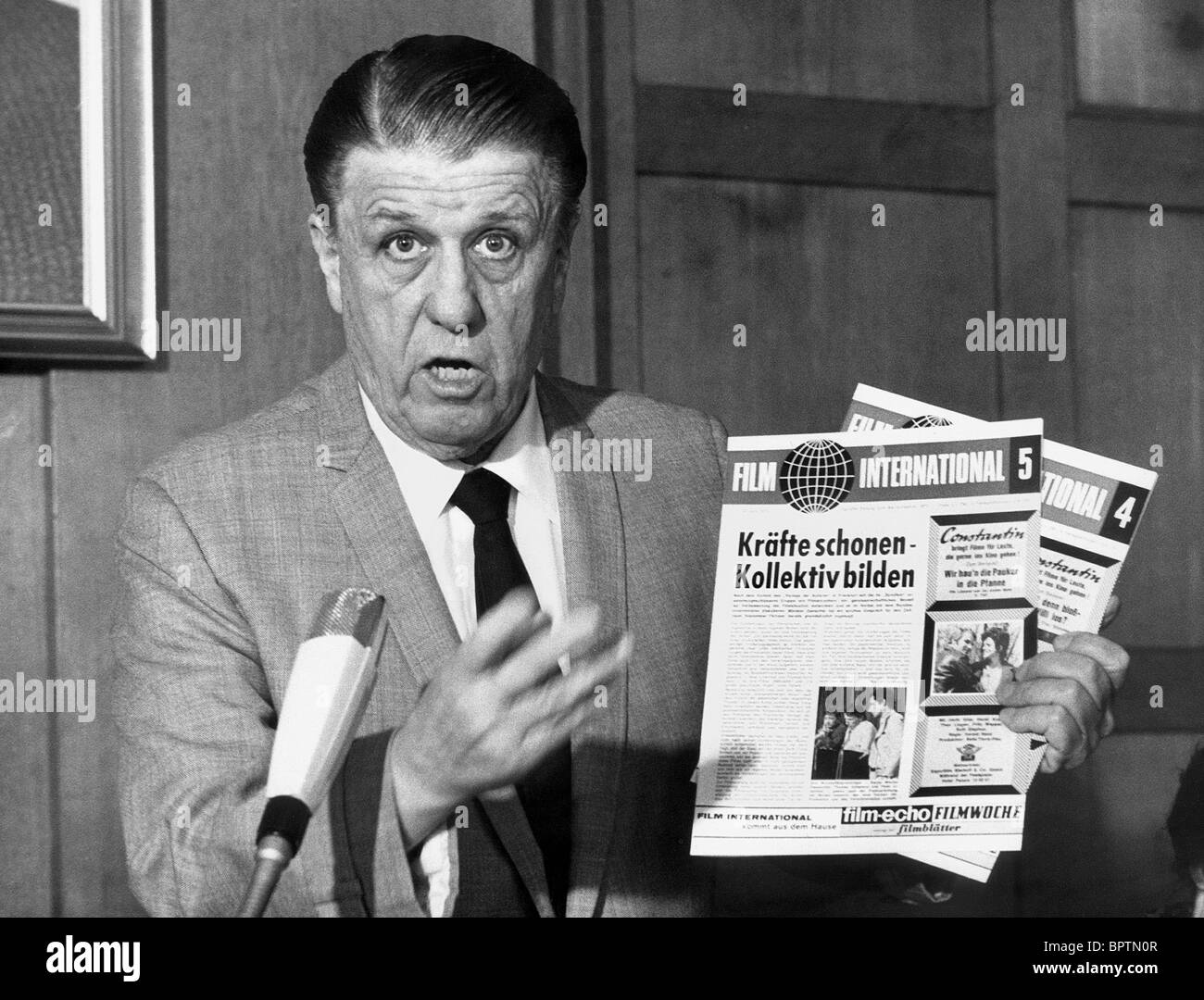 Films by george stevens hi-res stock photography and images - Alamy