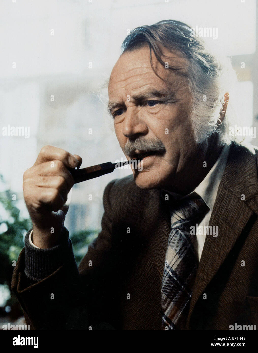 John Mills Actor High Resolution Stock Photography and Images - Alamy