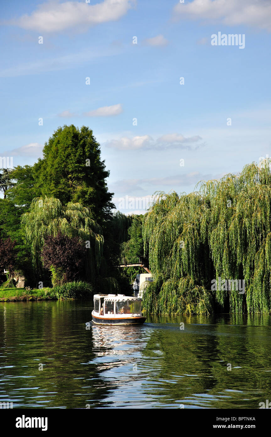 Thames river sightseeing hi-res stock photography and images - Alamy
