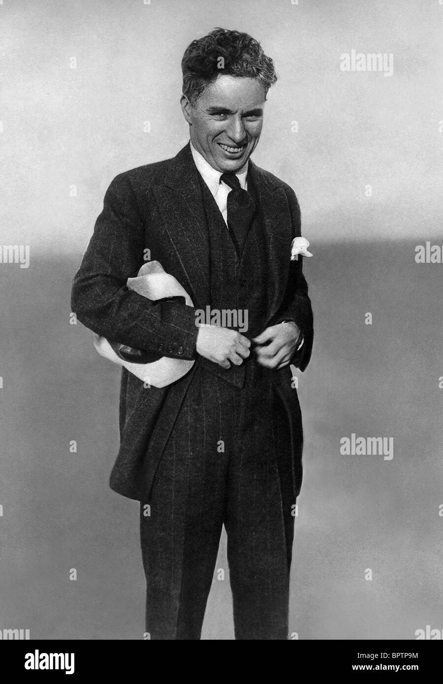 CHARLIE CHAPLIN ACTOR (1927 Stock Photo - Alamy