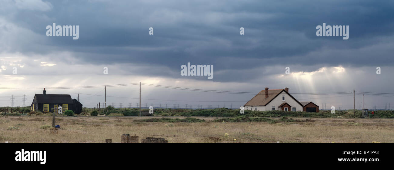Huts boats shingle beach dungeness hi-res stock photography and images ...