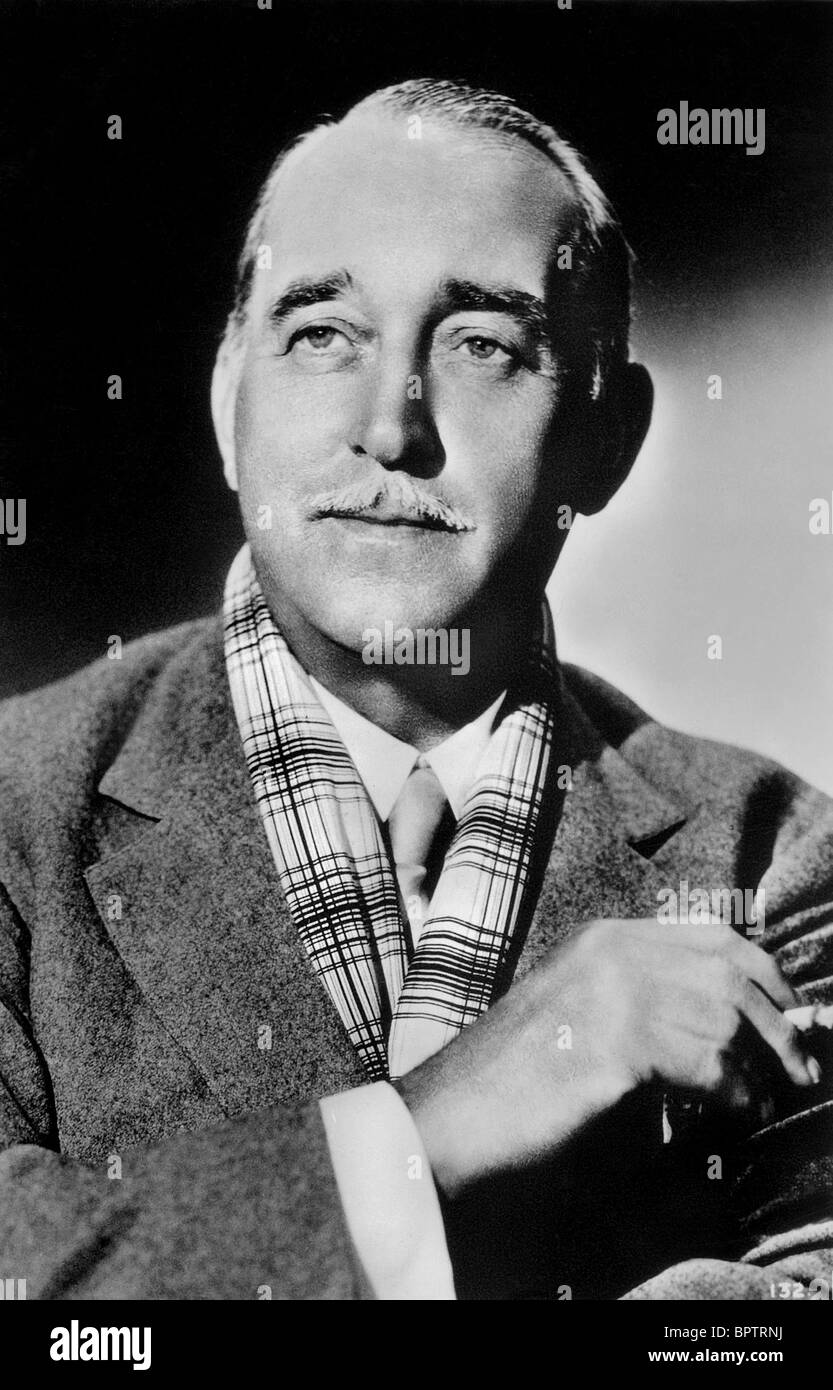 SIR GUY STANDING ACTOR (1937 Stock Photo - Alamy