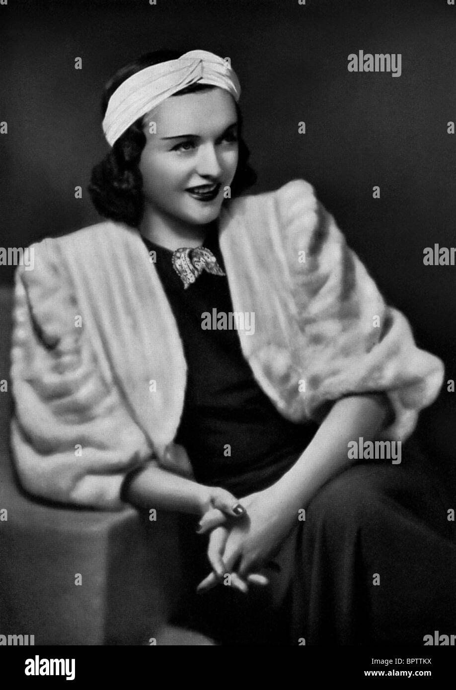 Pola negri hi-res stock photography and images - Alamy