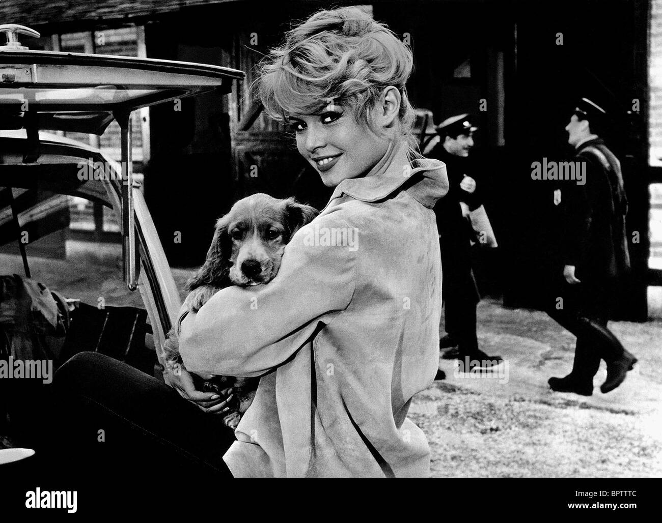 BRIGITTE BARDOT & DOG ACTRESS (1958 Stock Photo - Alamy
