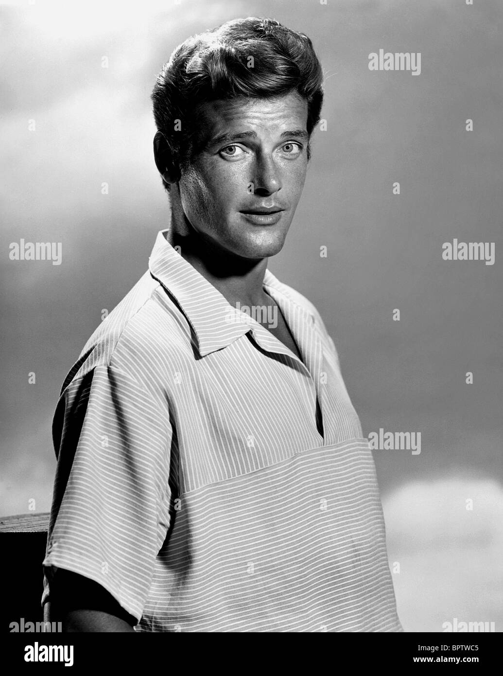 ROGER MOORE ACTOR (1959 Stock Photo - Alamy