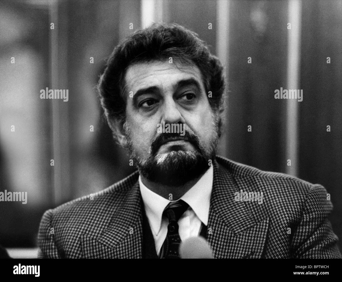 Placido Domingo Singer High Resolution Stock Photography and Images - Alamy