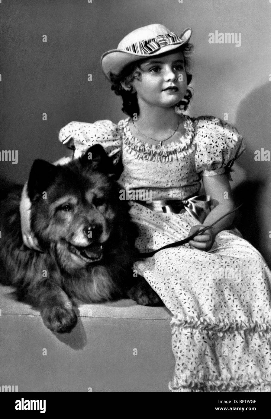 TRAUDL STARK & DOG ACTRESS (1936 Stock Photo - Alamy