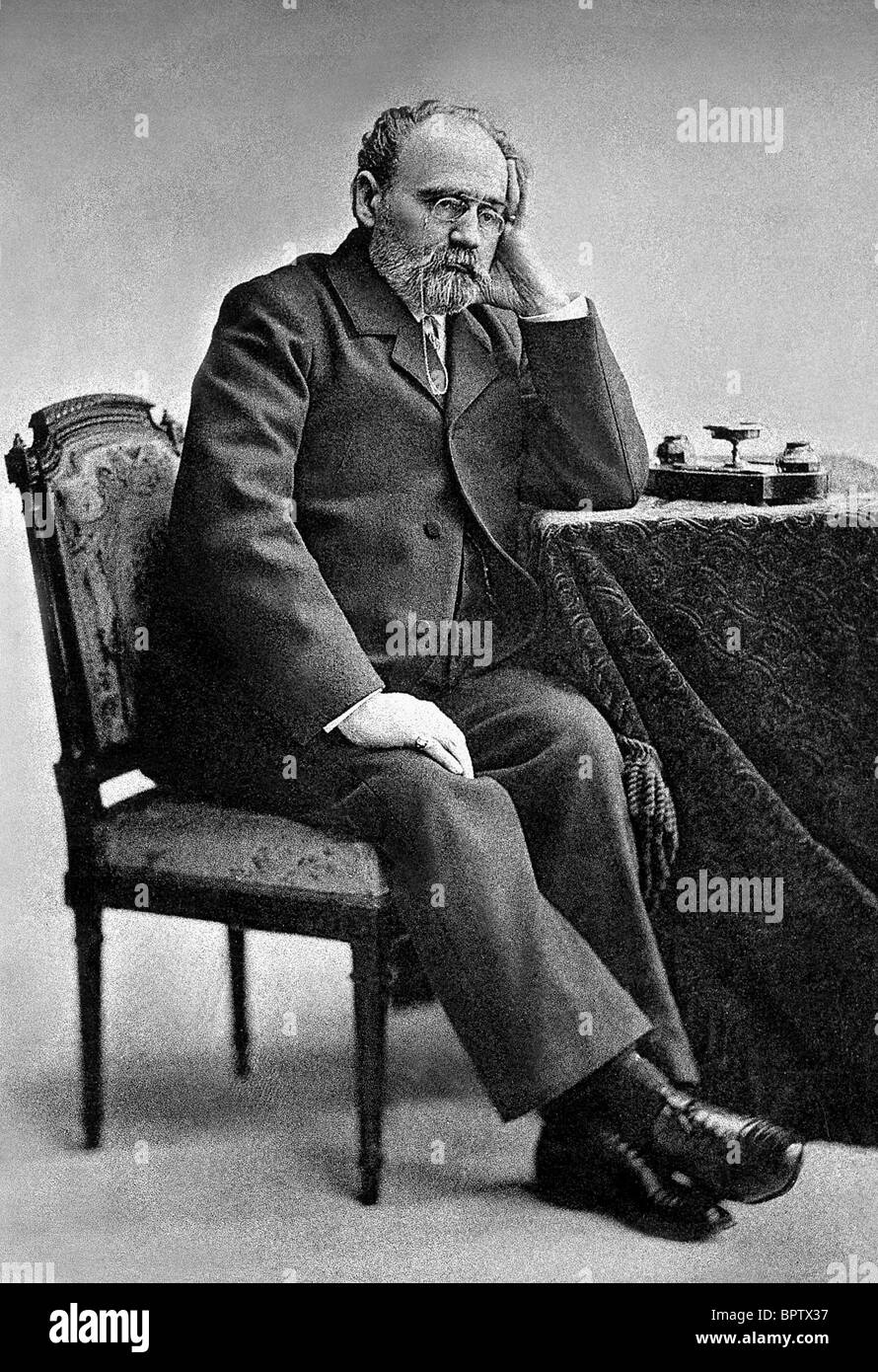 EMILE ZOLA WRITER (1900 Stock Photo - Alamy