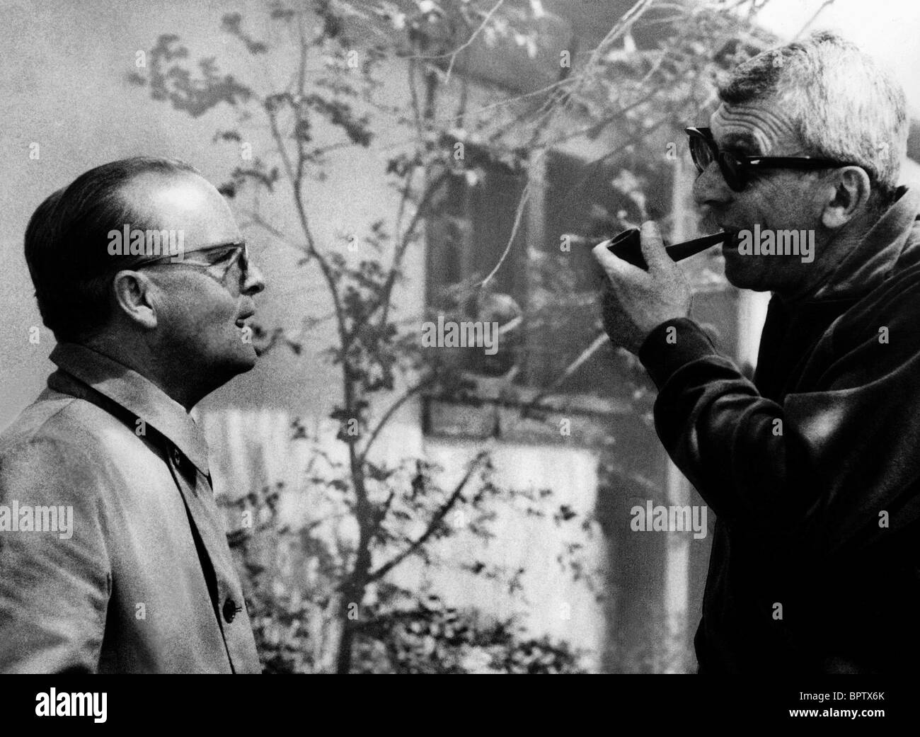 TRUMAN CAPOTE & RICHARD BROOKS WRITER'S (1967 Stock Photo - Alamy