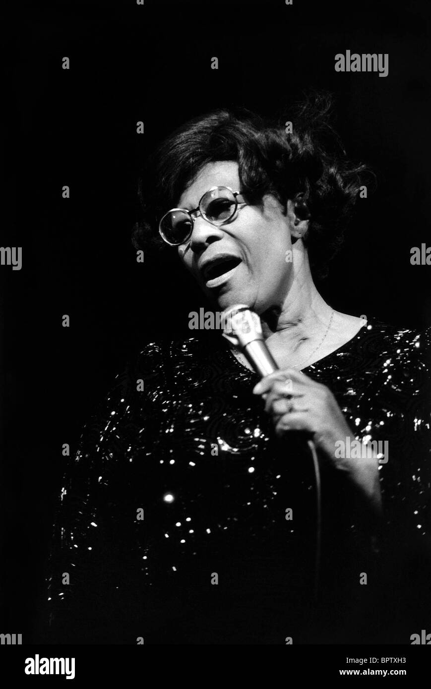 Ella fitzgerald hi-res stock photography and images - Alamy