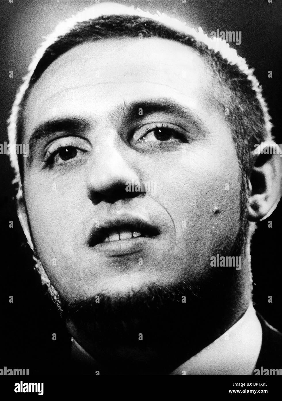 Cinema pianist hi-res stock photography and images - Alamy