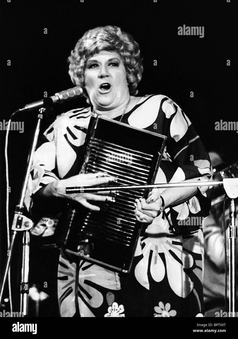Musical Washboard High Resolution Stock Photography and Images - Alamy