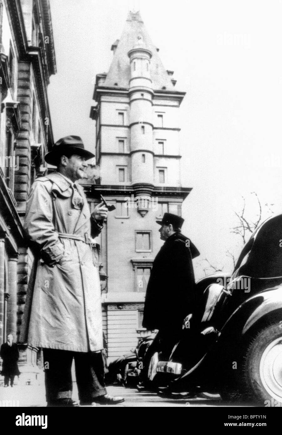 Simenon hi-res stock photography and images - Alamy