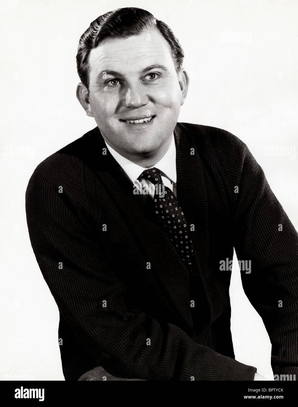 Terry scott actor 1968 hi-res stock photography and images - Alamy