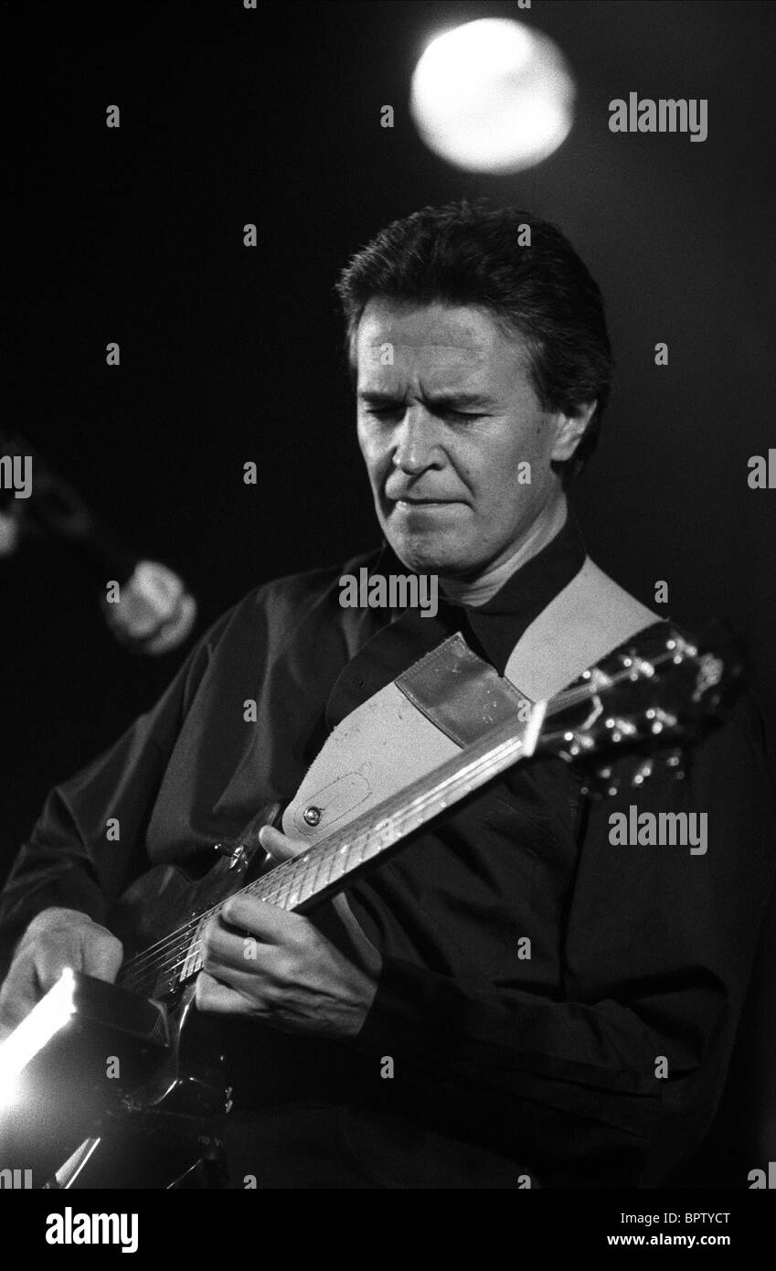 John Mclaughlin Guitar High Resolution Stock Photography and Images - Alamy
