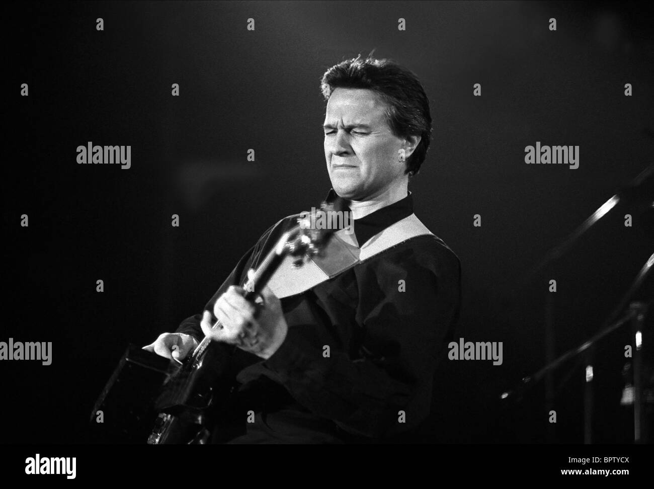 John Mclaughlin Guitarist Black and White Stock Photos & Images - Alamy
