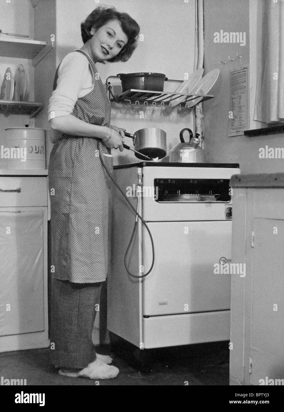 HAZEL COURT ACTRESS (1947 Stock Photo - Alamy