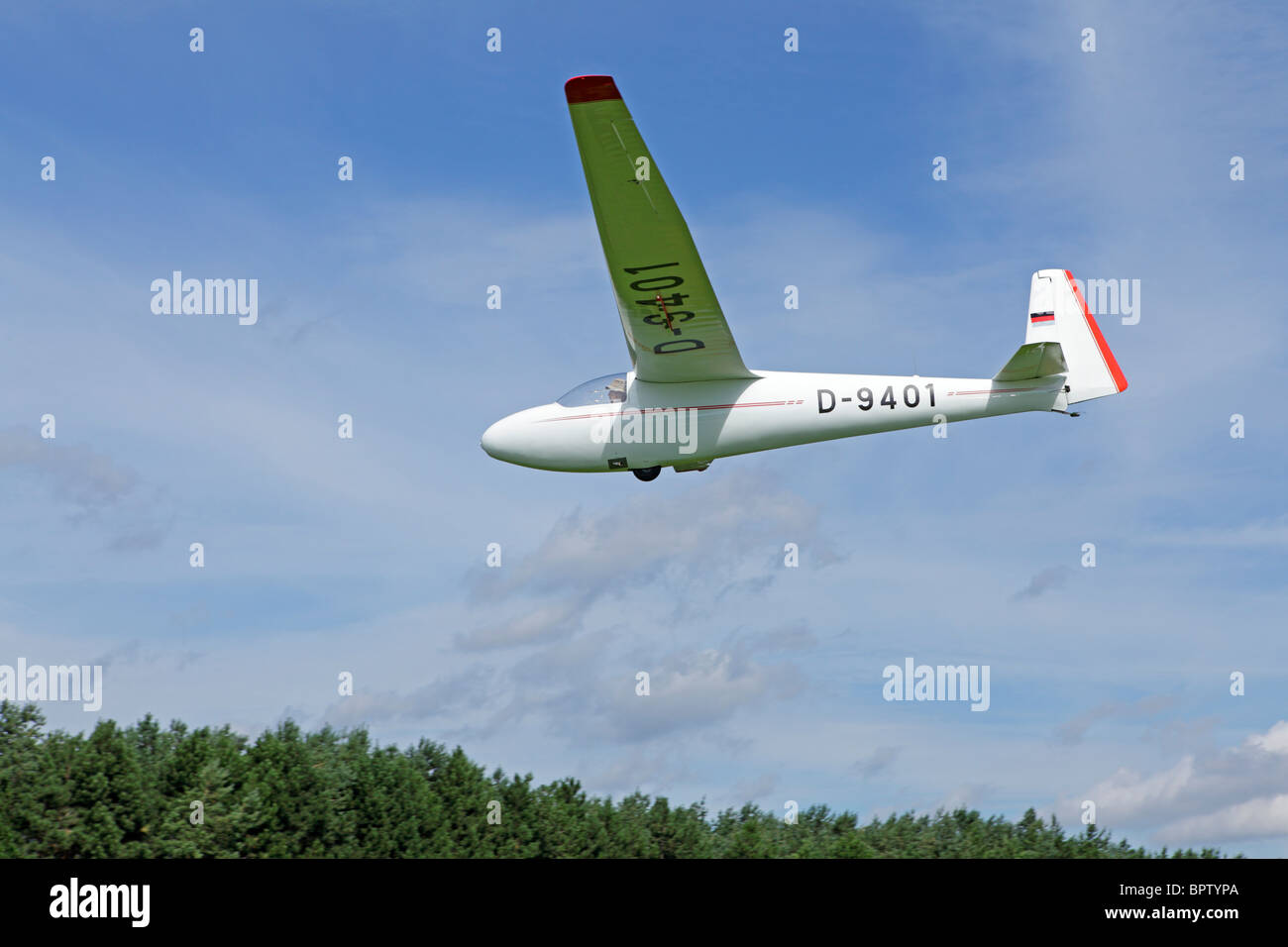 Sailplane flying hi-res stock photography and images - Alamy