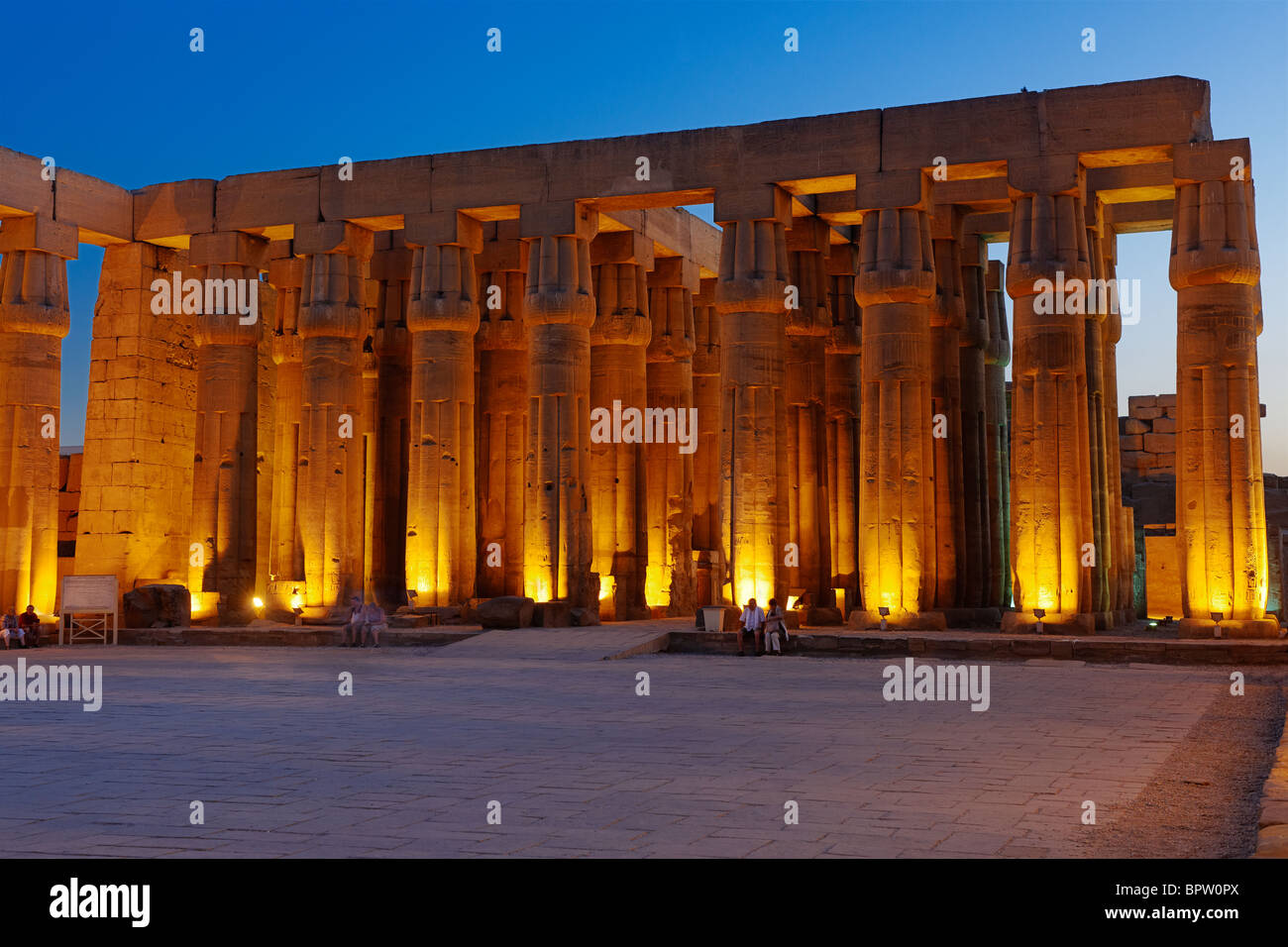 Peristyle court luxor temple egypt hi-res stock photography and images ...