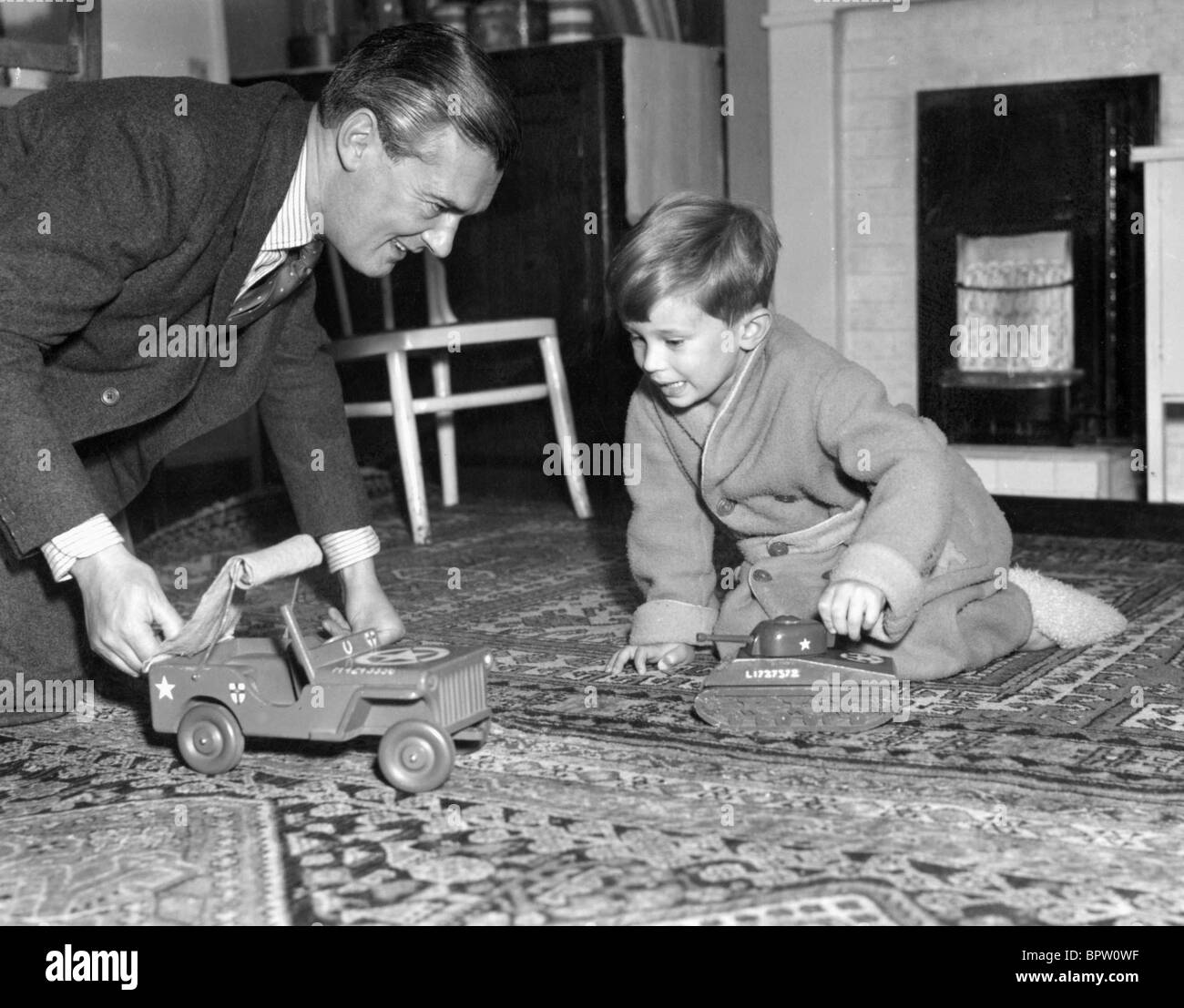 Boy actor hi-res stock photography and images - Alamy