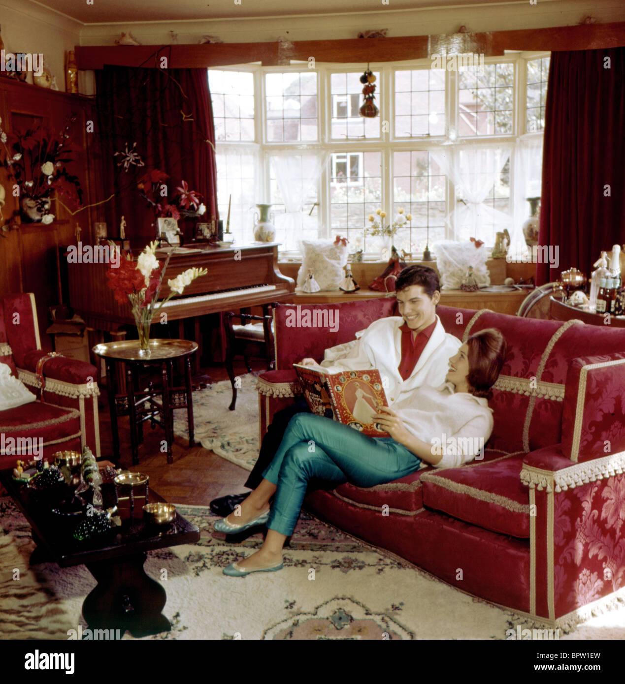 Jess Conrad Singer High Resolution Stock Photography and Images - Alamy