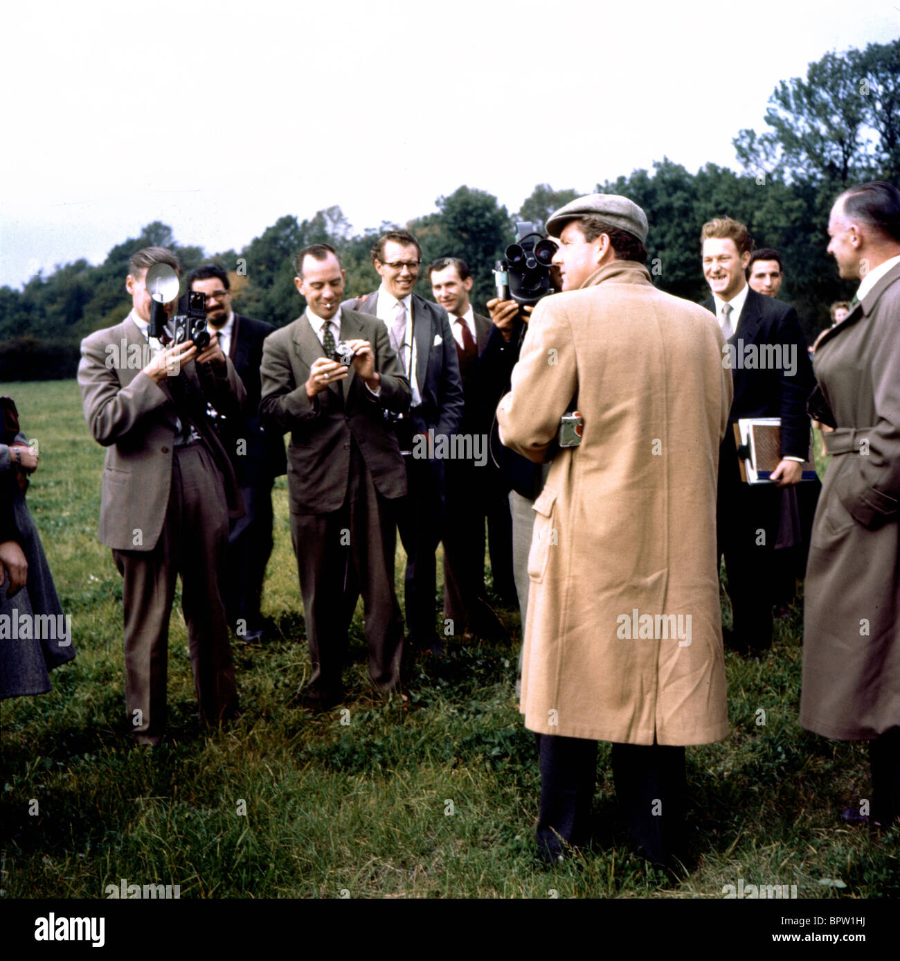 KENNETH MORE ACTOR (1964 Stock Photo - Alamy