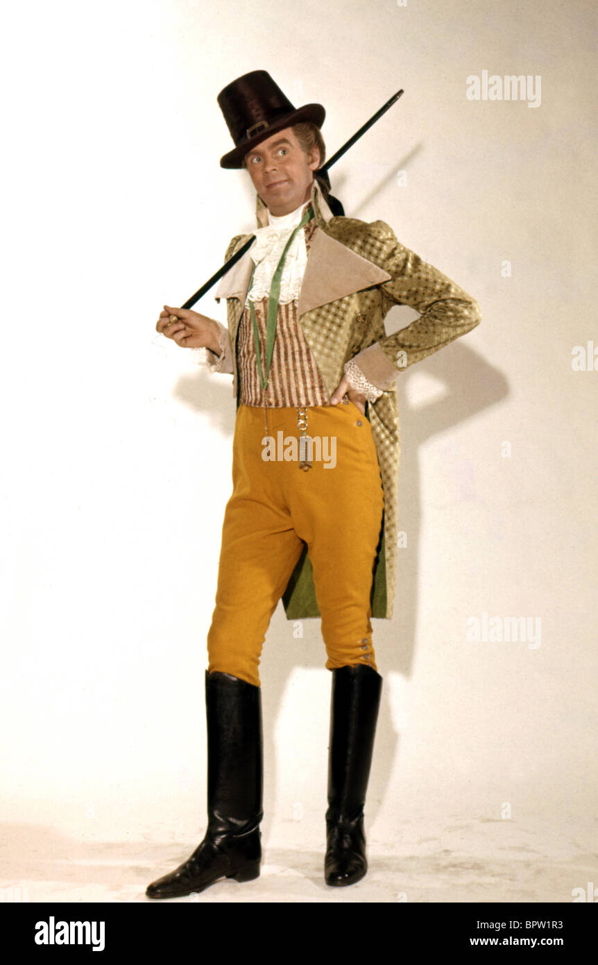 Ian carmichael hi-res stock photography and images - Alamy