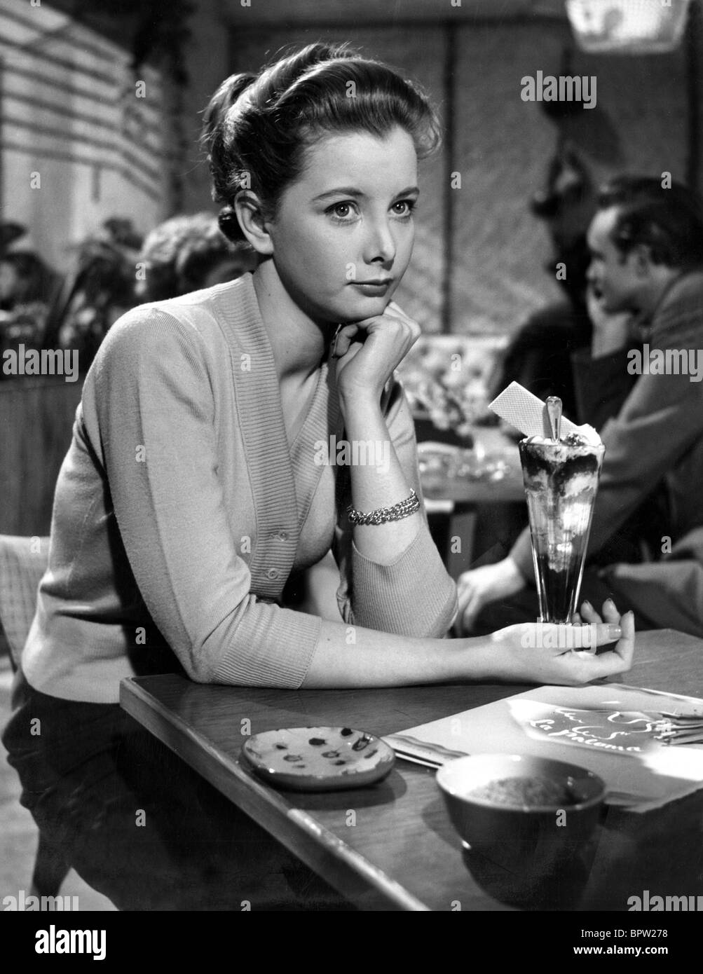 JUNE THORBURN ACTRESS (1955 Stock Photo - Alamy