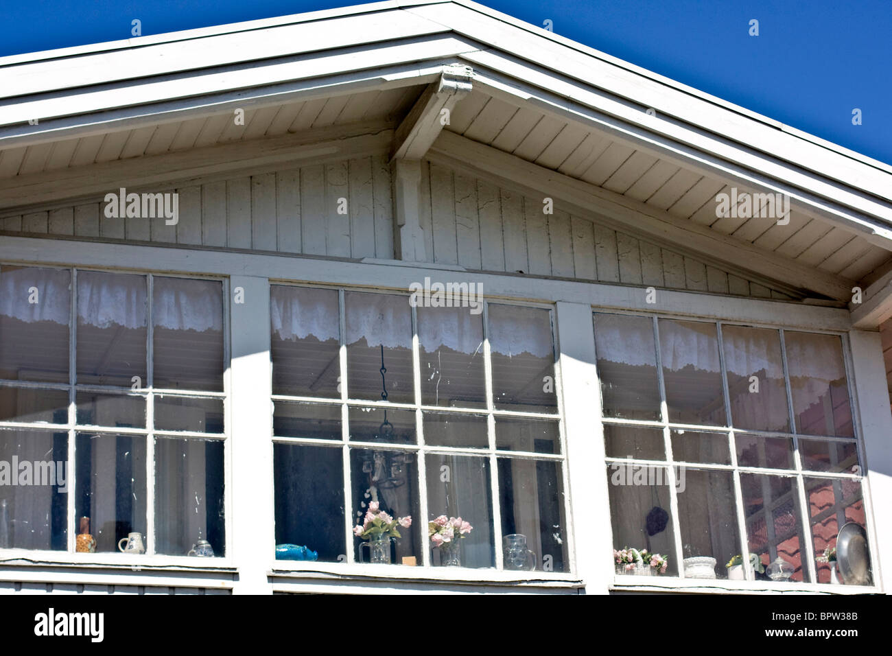 Windows sills hi-res stock photography and images - Alamy