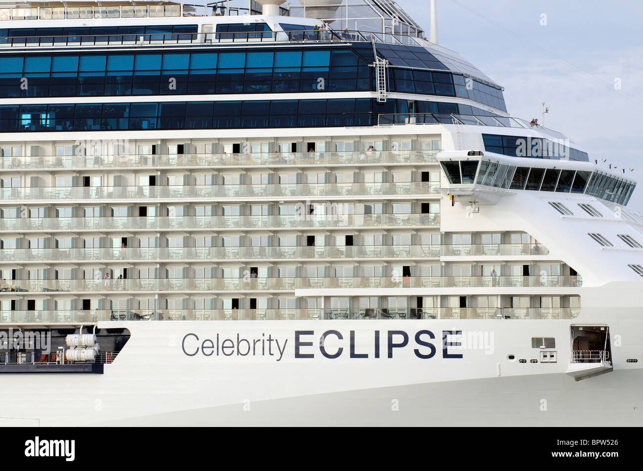 Celebrity eclipse hi-res stock photography and images - Alamy