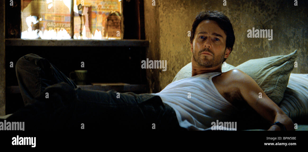 Edward Norton As Bruce Banner Film Title The Incredible Hulk High ...