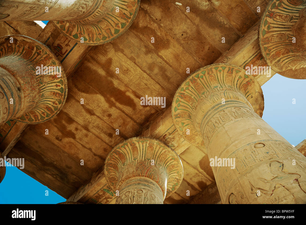 column hall, painted columns in Ramesseum, temple of Ramesses II ...