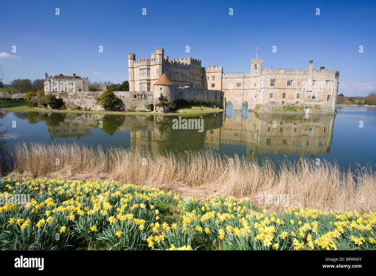 Leeds Castle in Spring, Kent, UK Stock Photo - Alamy