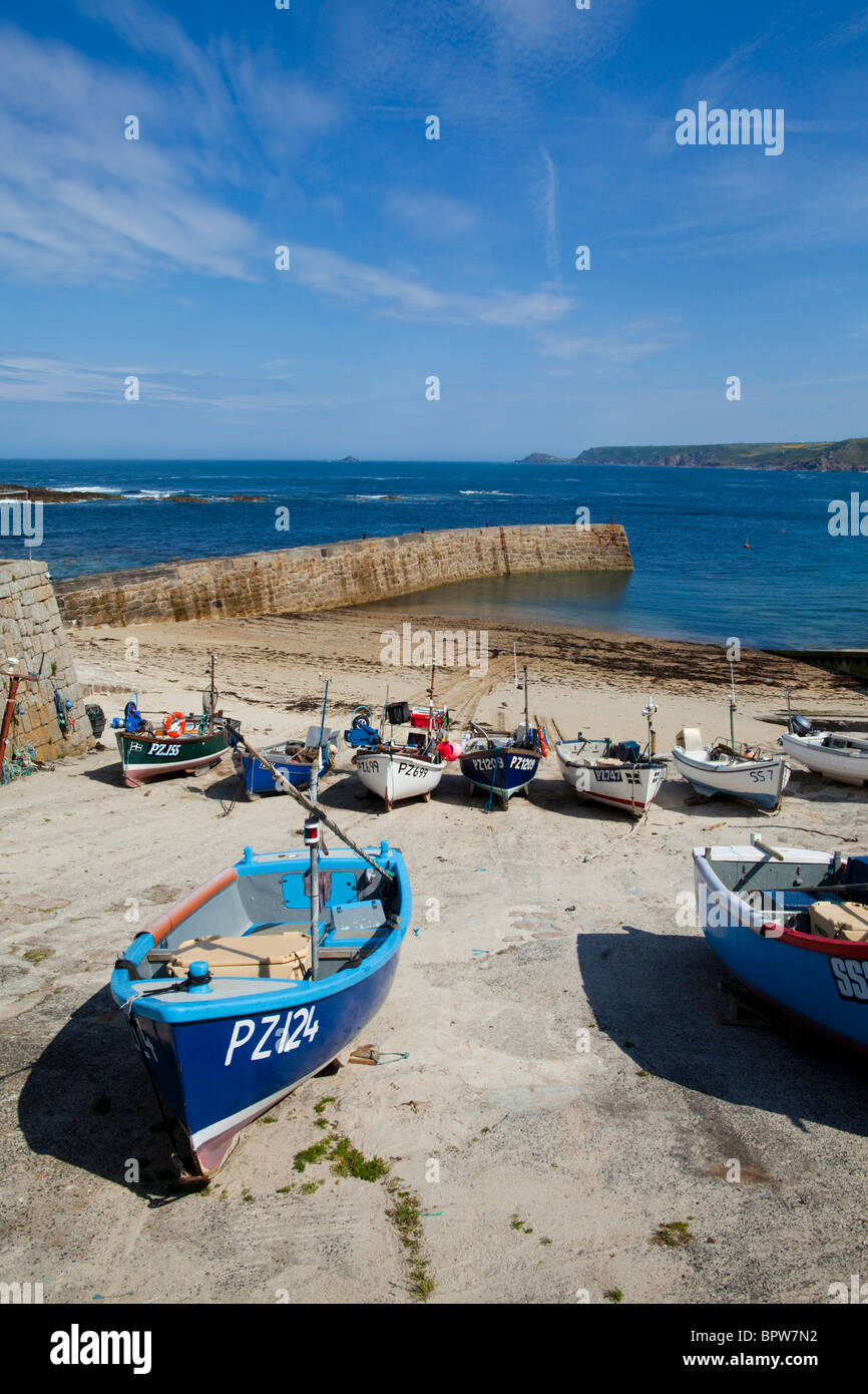 Penberth cornwall hi-res stock photography and images - Alamy