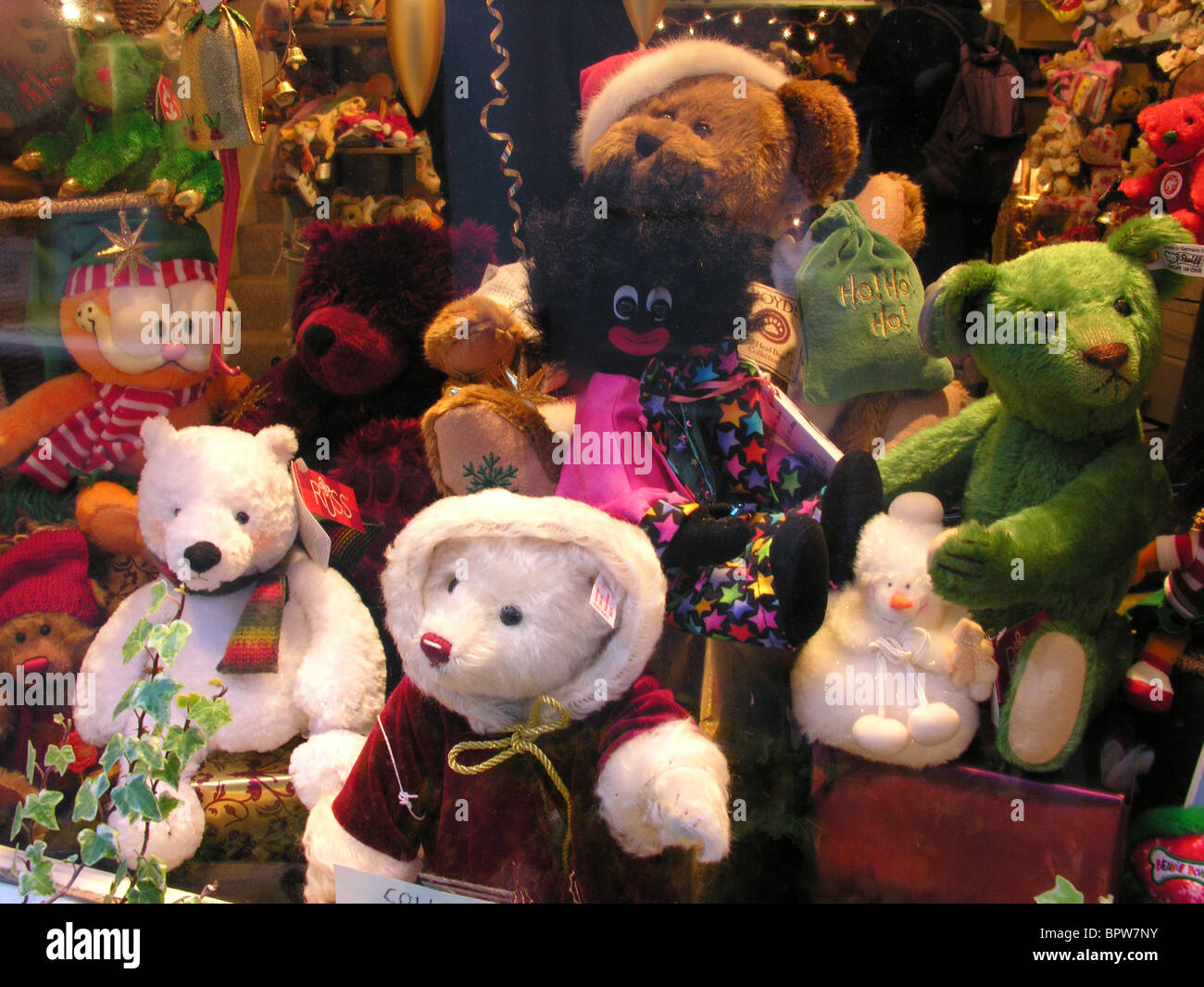 Toy bears in a shop window Stock Photo - Alamy
