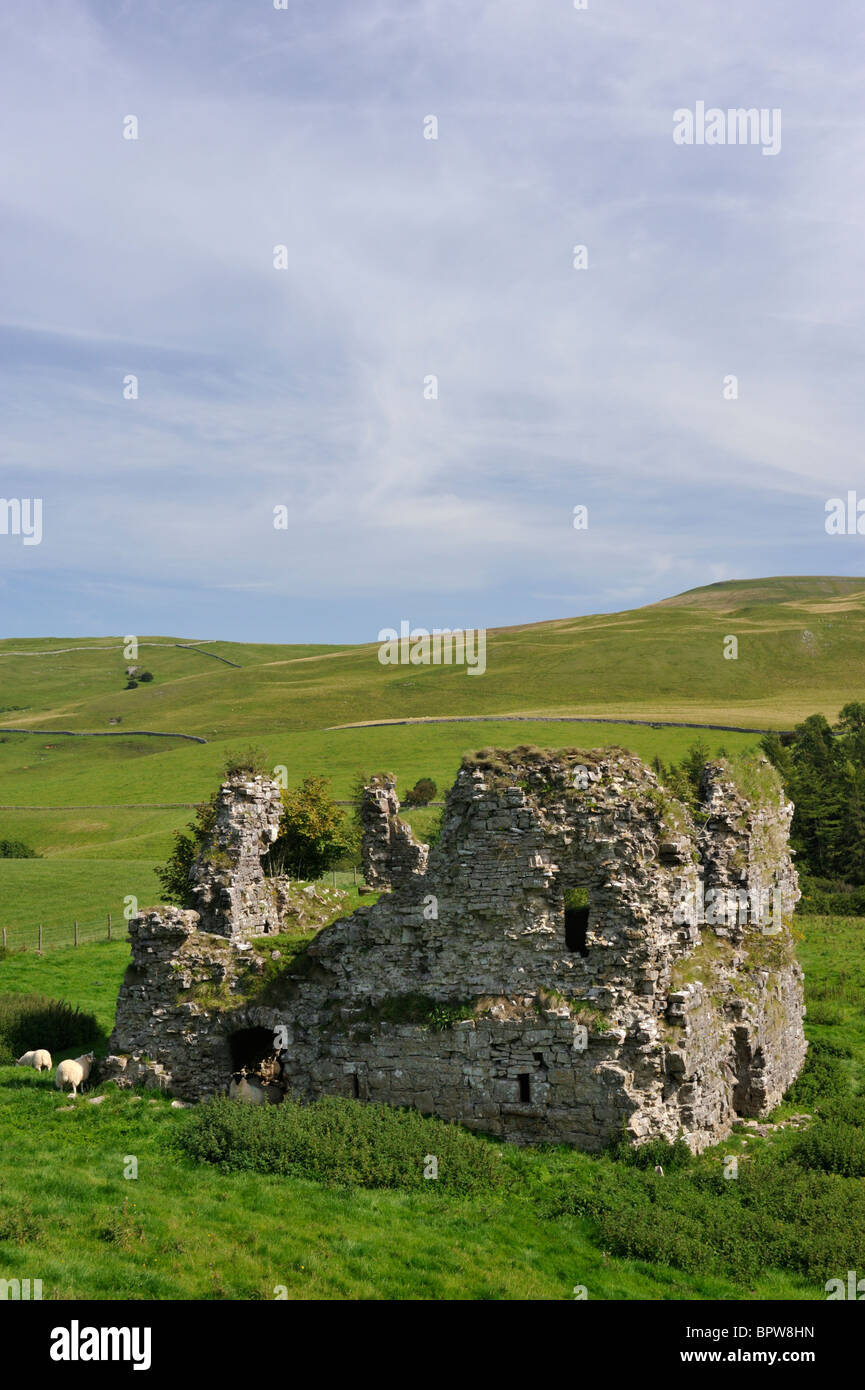 Lammerside castle wharton kirkby stephen hi-res stock photography and ...