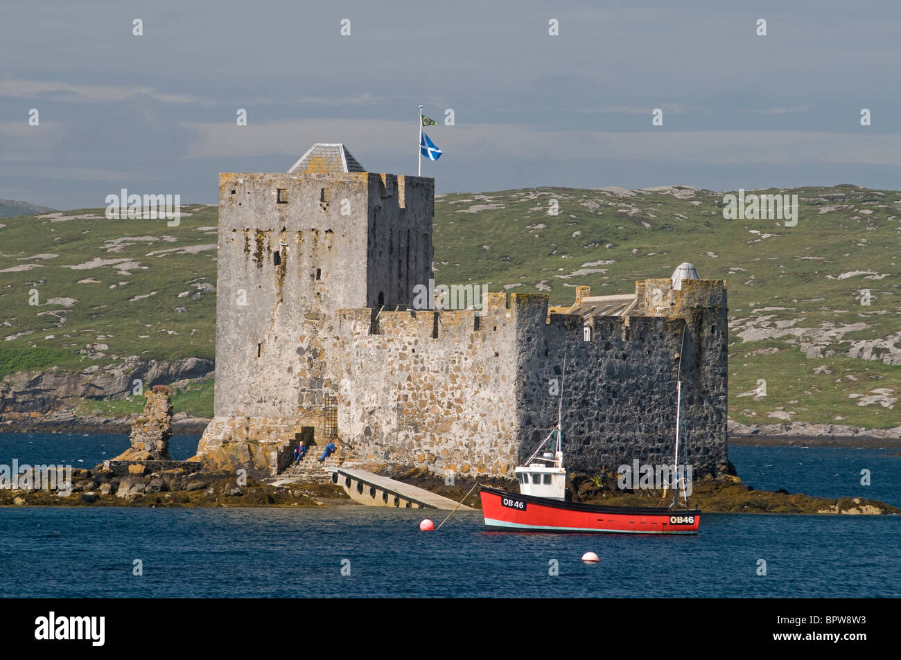 Kisimul Castle sits in Castlebay on the Island of Barra, Outer Hebrides ...