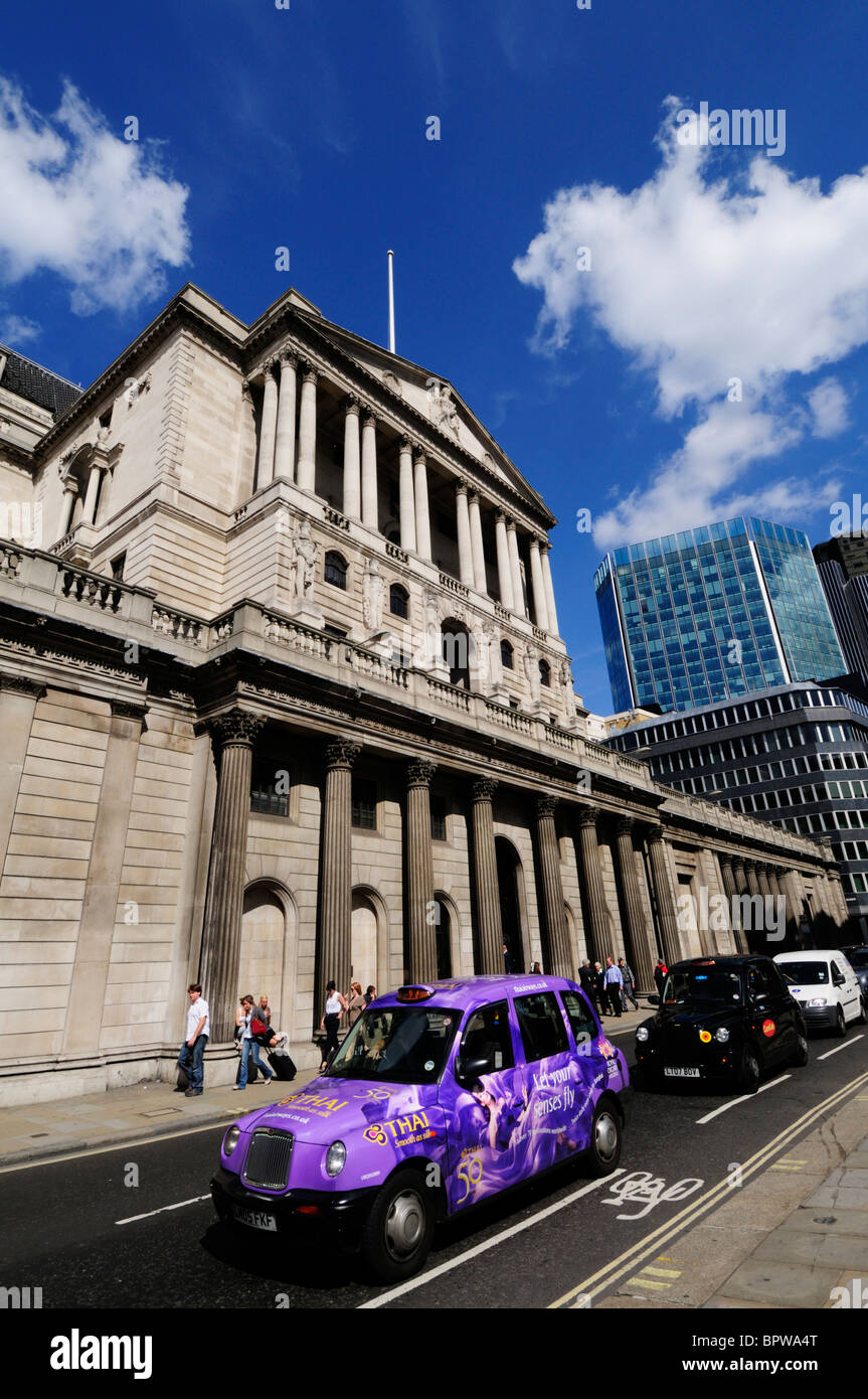 The Bank of England, Threadneedle Street, London, England, UK Stock ...